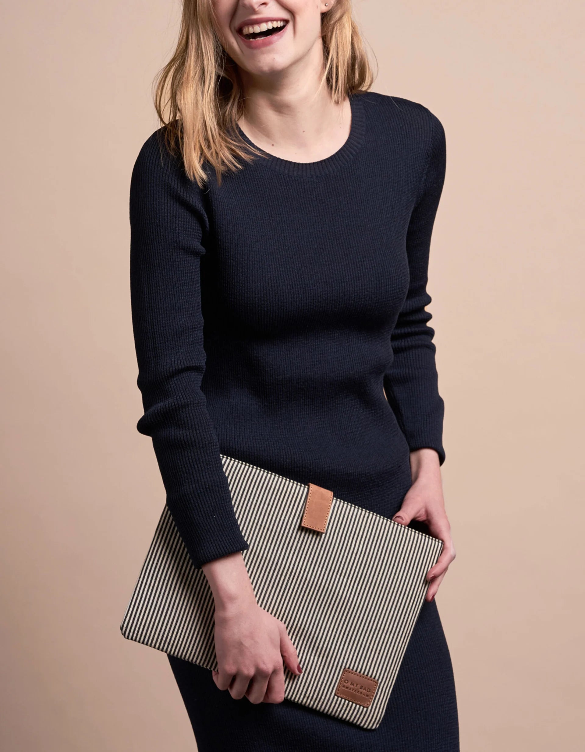 Laptop Sleeve 13" Cotton/Camel Hunter Leather – Dyori